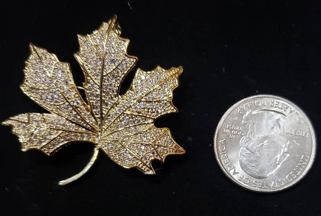 Stunning Gold Maple Leaf Brooch - Etsy