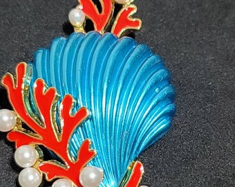 Shell Brooch | Etsy