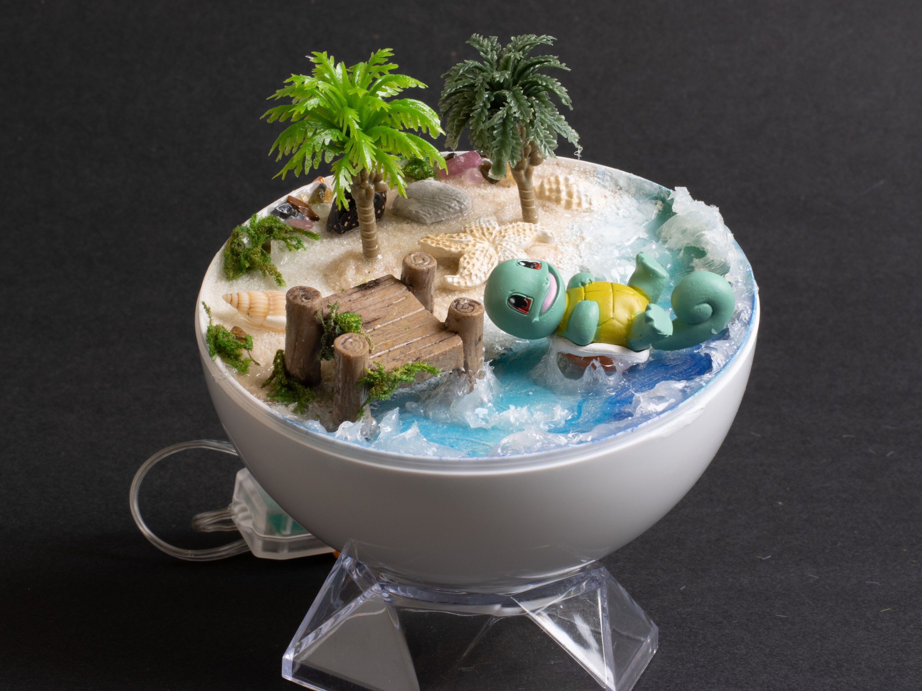 Pokemon Terrarium, Pokeball Diorama, Squirtle in Beach Terrain, 10cm ...