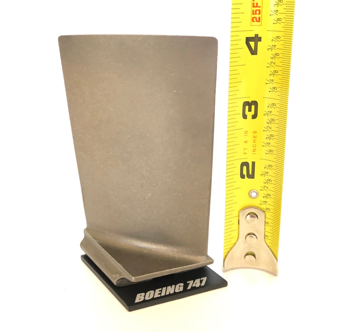 Boeing 747 Jet Engine Blade Pilot Gift Desk Model Captain Airline ...