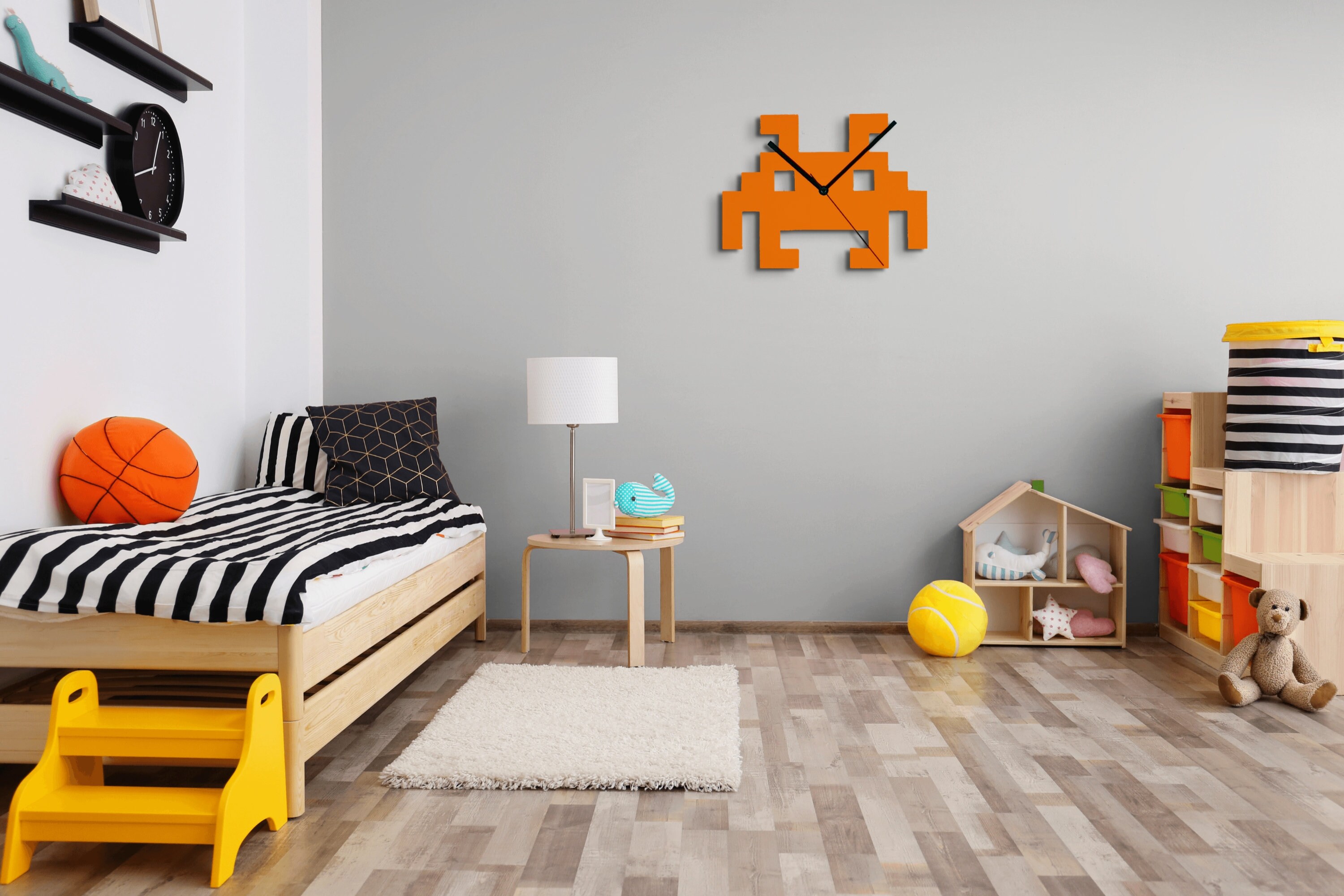 Space Invaders Retro Wall Clock 80's Arcade Game Clock - Etsy