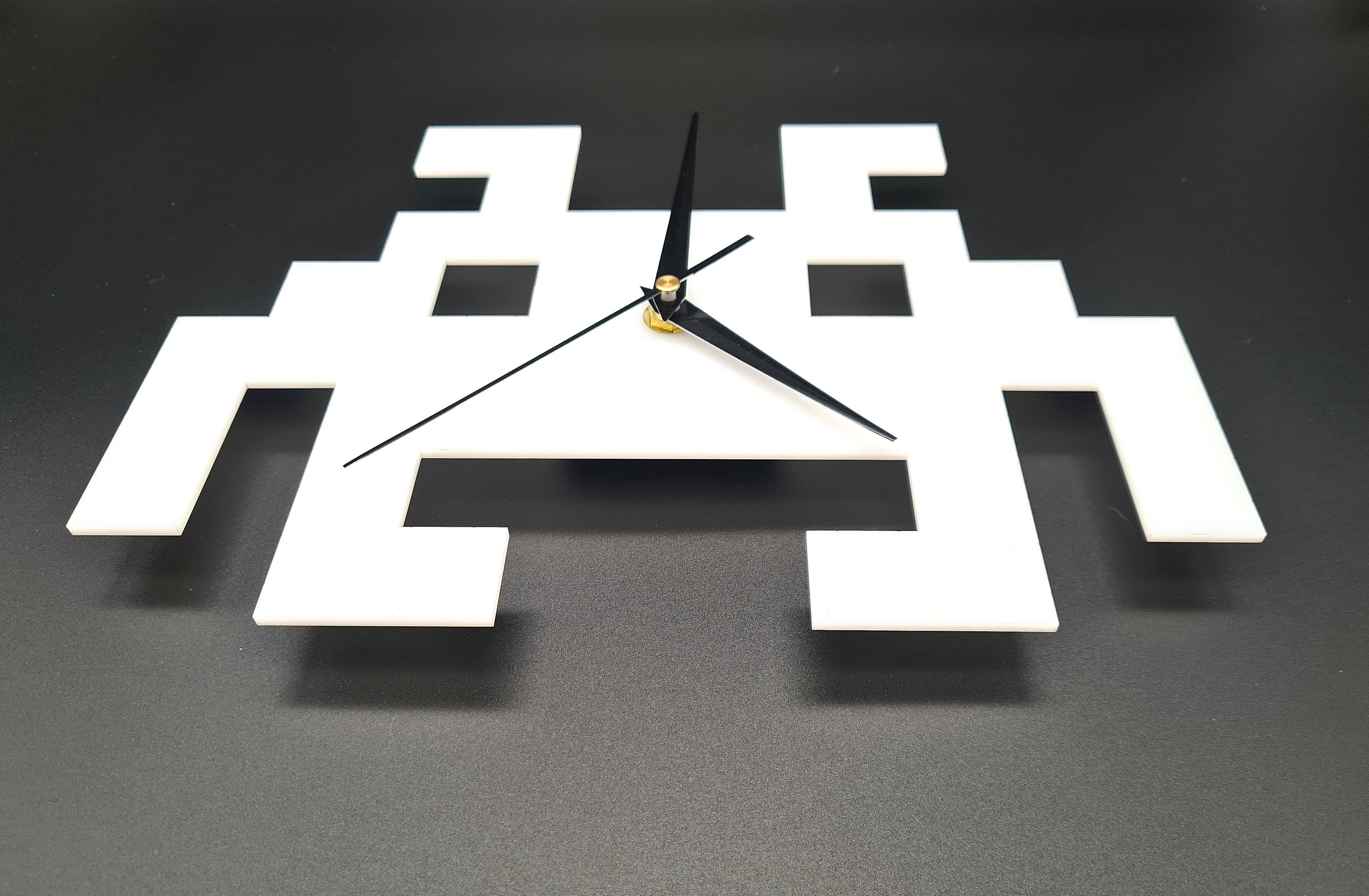 Space Invaders Retro Wall Clock 80's Arcade Game Clock - Etsy UK