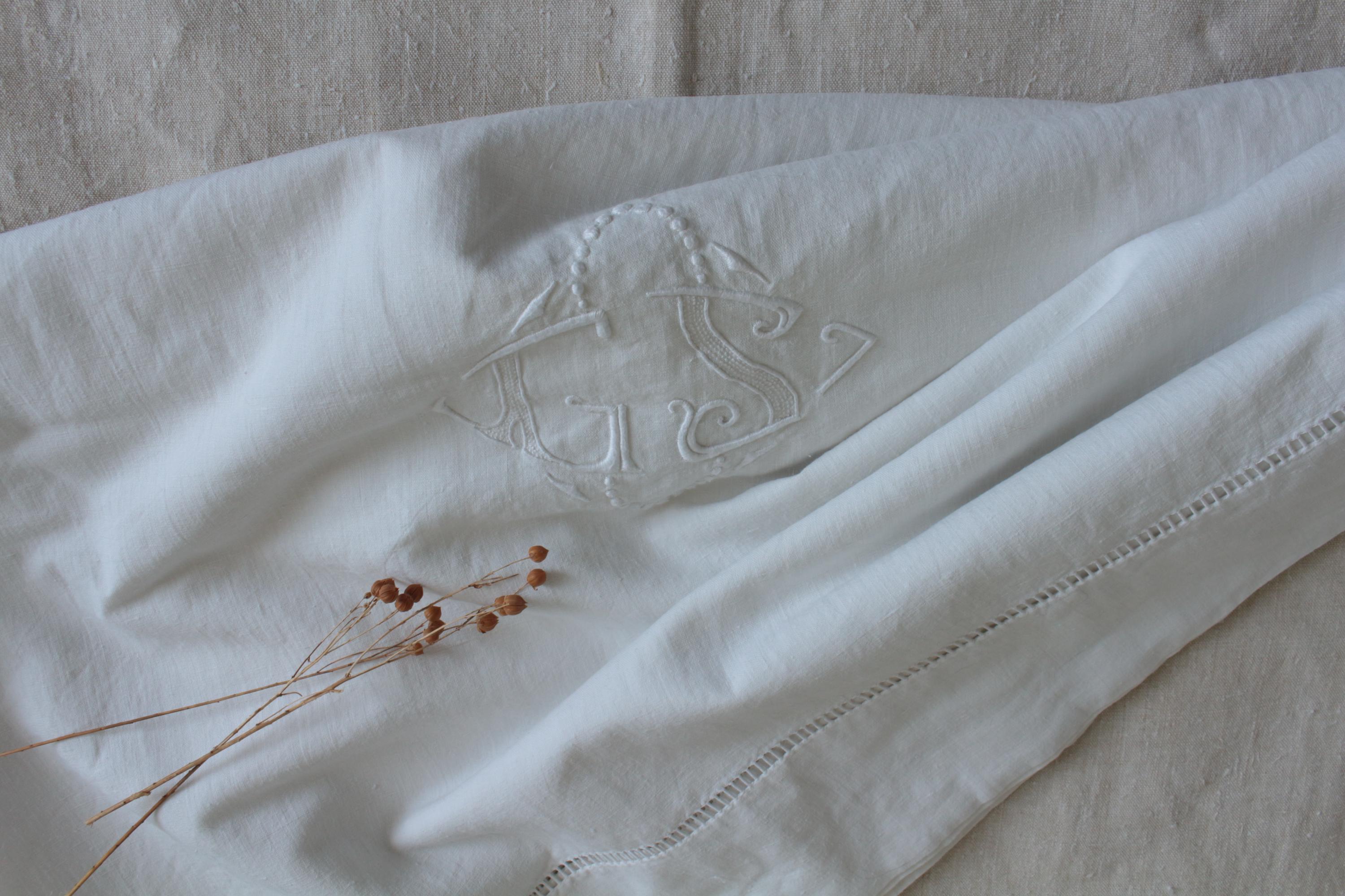 French Antique Embroidery Linen Sheet / Deadstock - Etsy