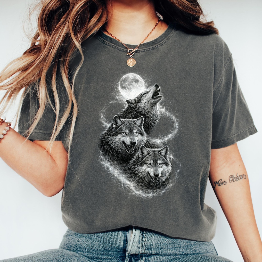 Howling Wolf T-shirts, Comfort Colors, Wolf Pack Moon Graphic, Animal ...