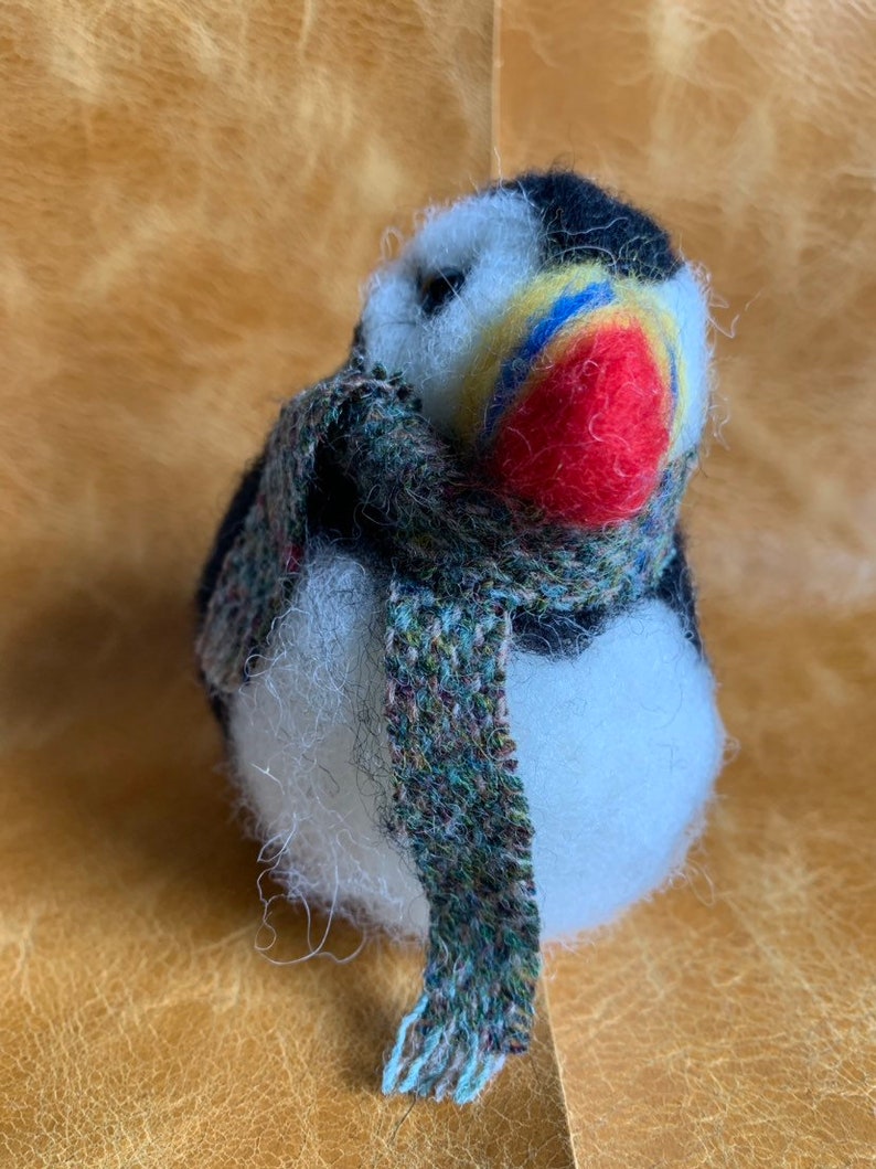 A Needle Felted Puffin, Christmas Decoration, a Wee Puffin - Etsy