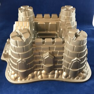 Nordic Ware Castle Bundt Cake Pan - Etsy