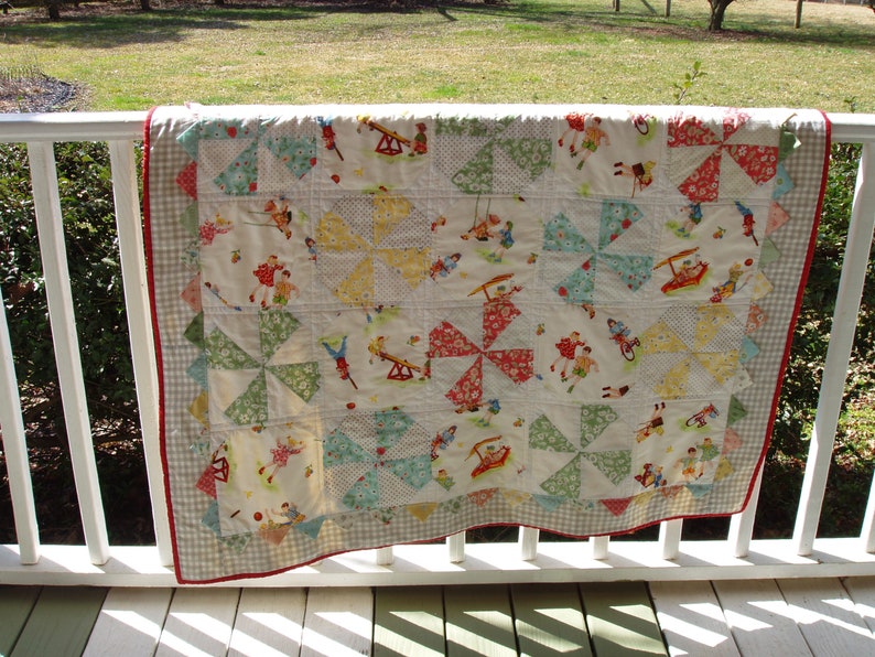 Prairie Point Baby Quilt-pinwheels-prairie Points-children at Play ...