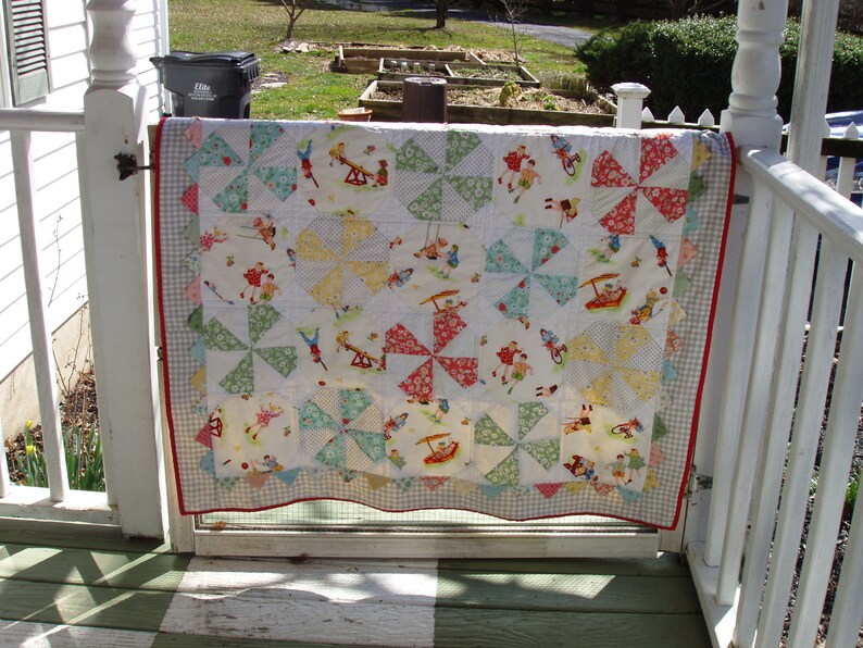 Prairie Point Baby Quilt-pinwheels-prairie Points-children at Play ...
