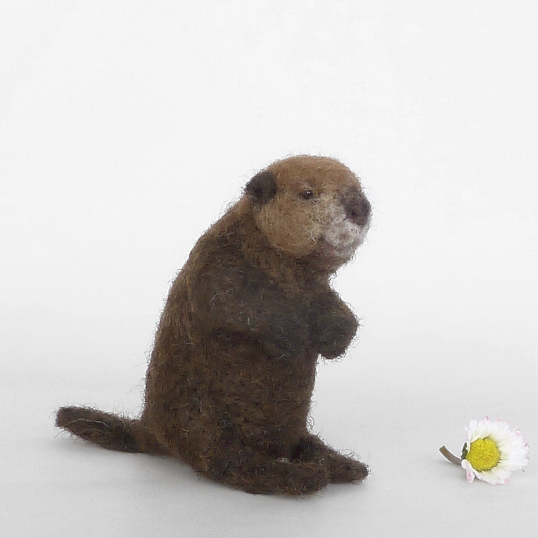 Needle Felted Beaver – Realistic Wool Animal Sculpture – Handmade ...