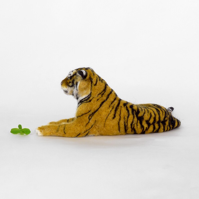 Realistic Needle Felted Tiger Sculpture: Handmade Wool Animal Art - Etsy