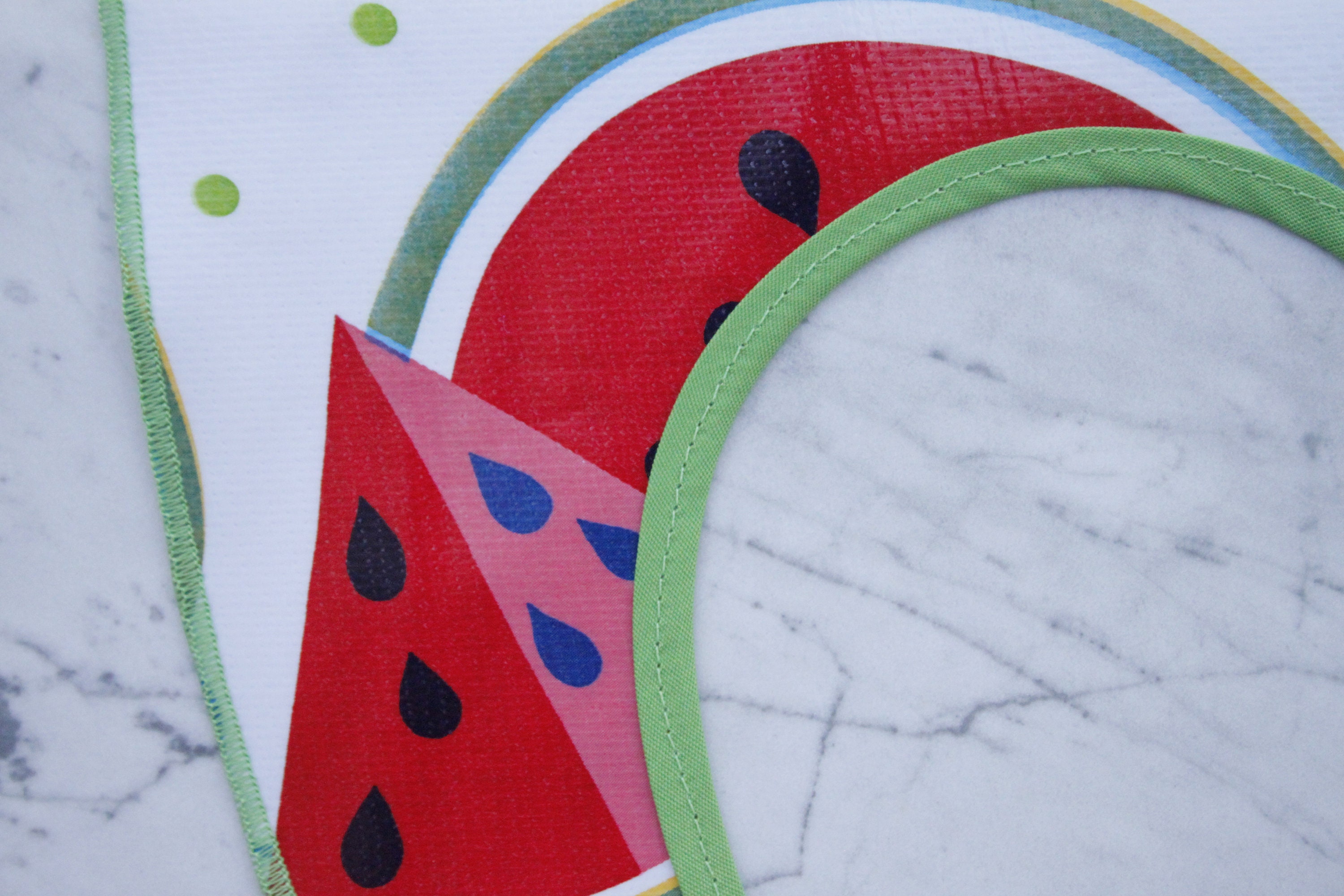 Dossard facile à nettoyer Bib bébé Toile à huile One Wipe Clean Dossard ...