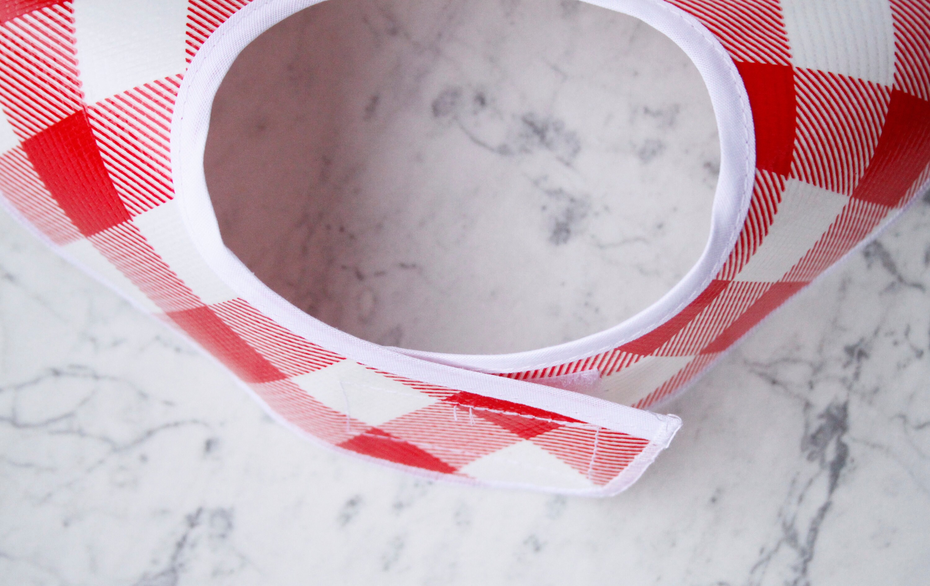 Easy-clean Bib Baby Bib Oilcloth One Wipe Clean Reusable Bib Waterproof ...