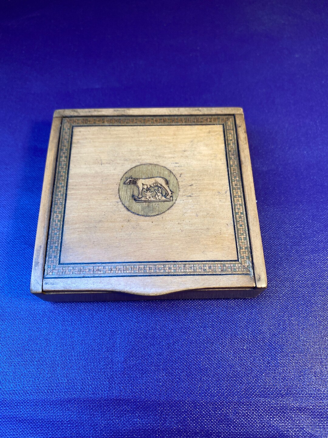 Vintage Mauchline Ware Style Snuff Box - Etsy