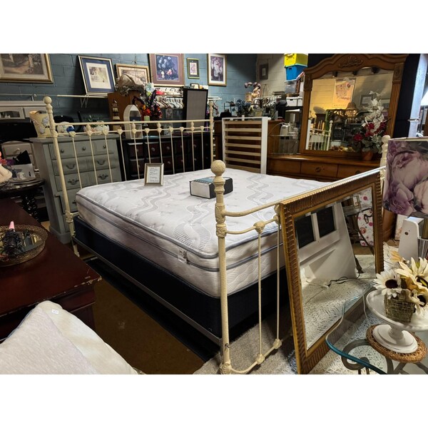 Wrought Iron Beds - Etsy