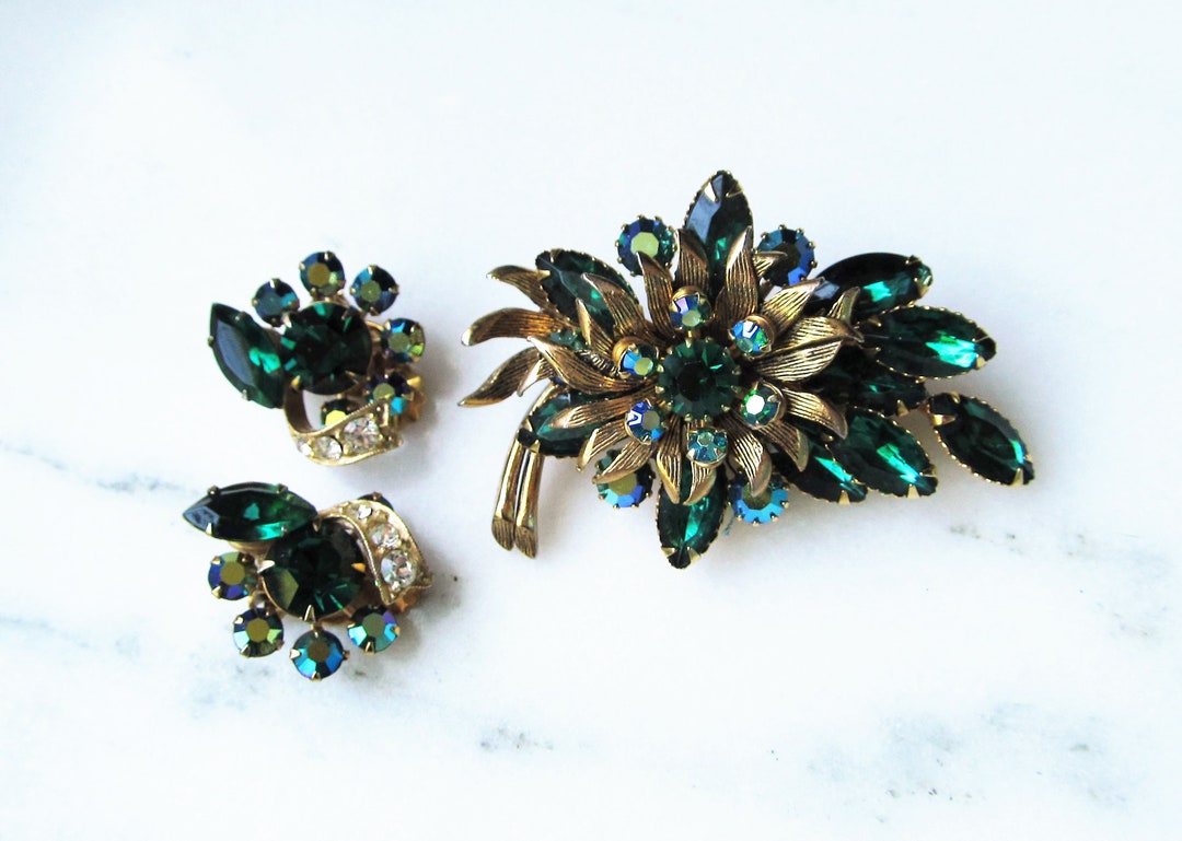 Selini Green AB Rhinestone Brooch & Clip Earrings Set - Etsy