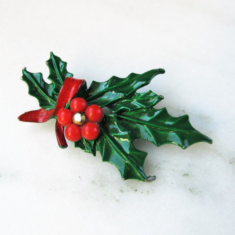 Holly Brooch - Etsy
