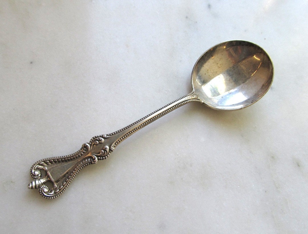 Antique Tolwe Silver 'old Colonial' Round Bowl Soup Spoon Discontinued ...