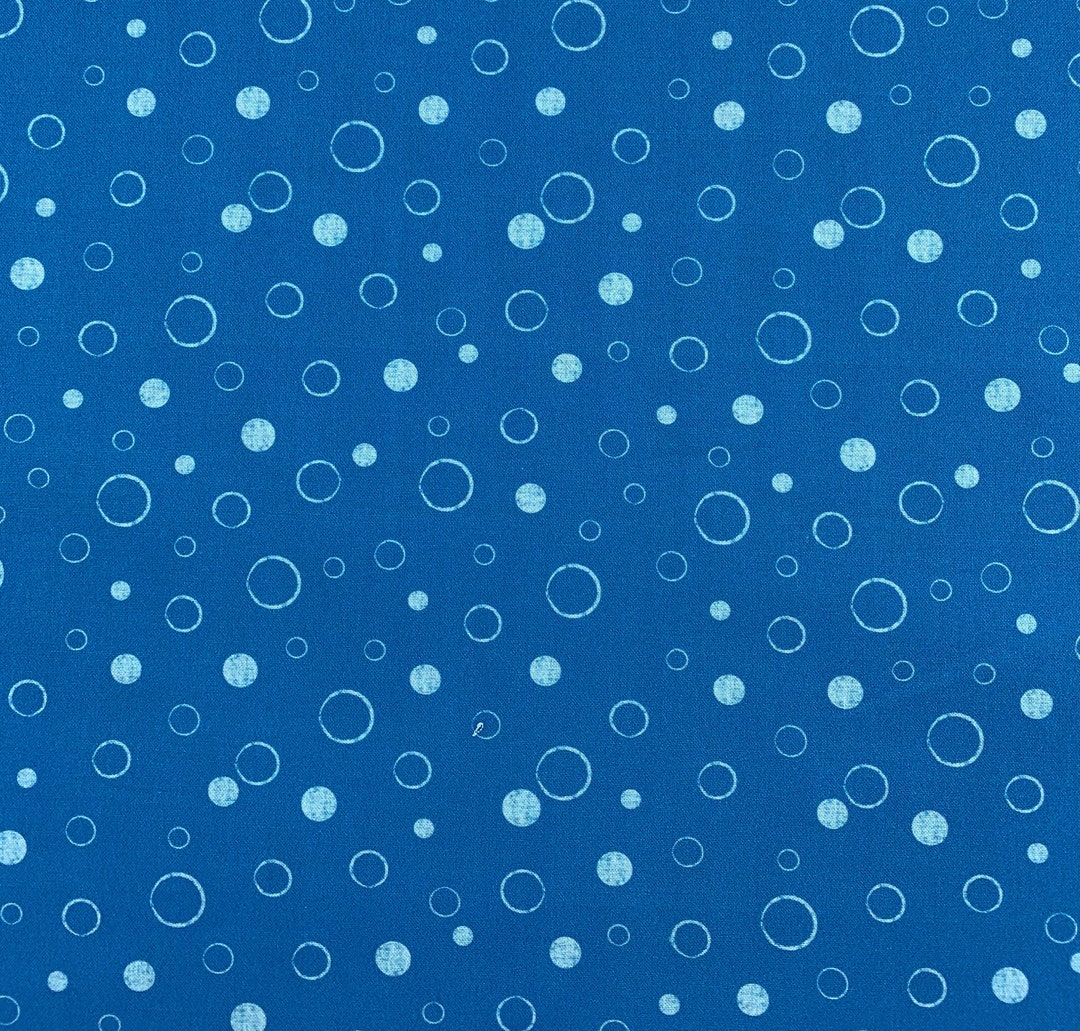 462 COTTON Fabric Ocean Blue Background With Light Blue and Outlined ...