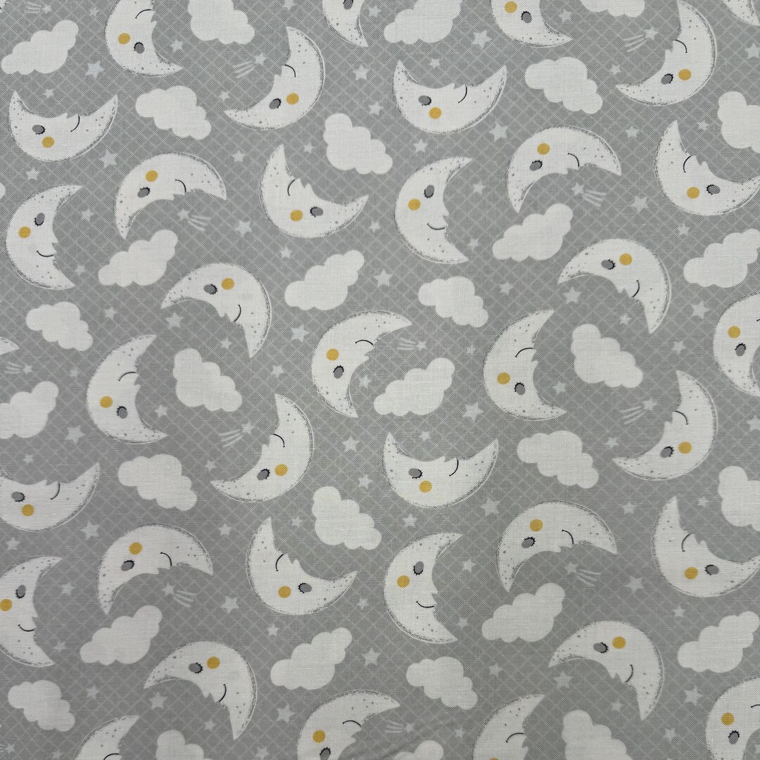 798 COTTON Fabric Gray With Light Gray Diamond Pattern Background With ...
