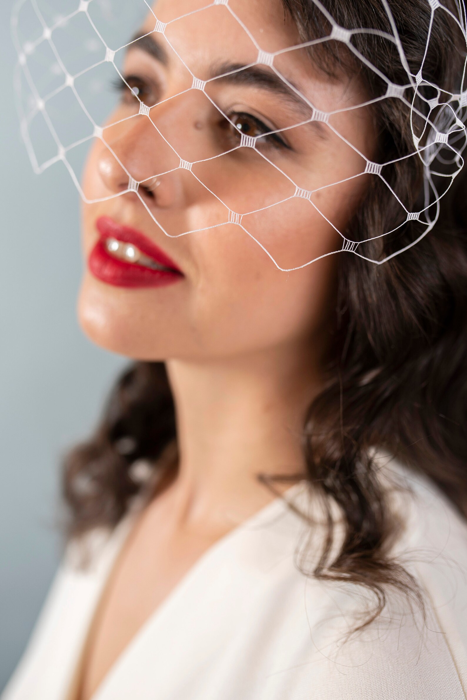 Darla Modern Bridal Eye Veil - Etsy UK