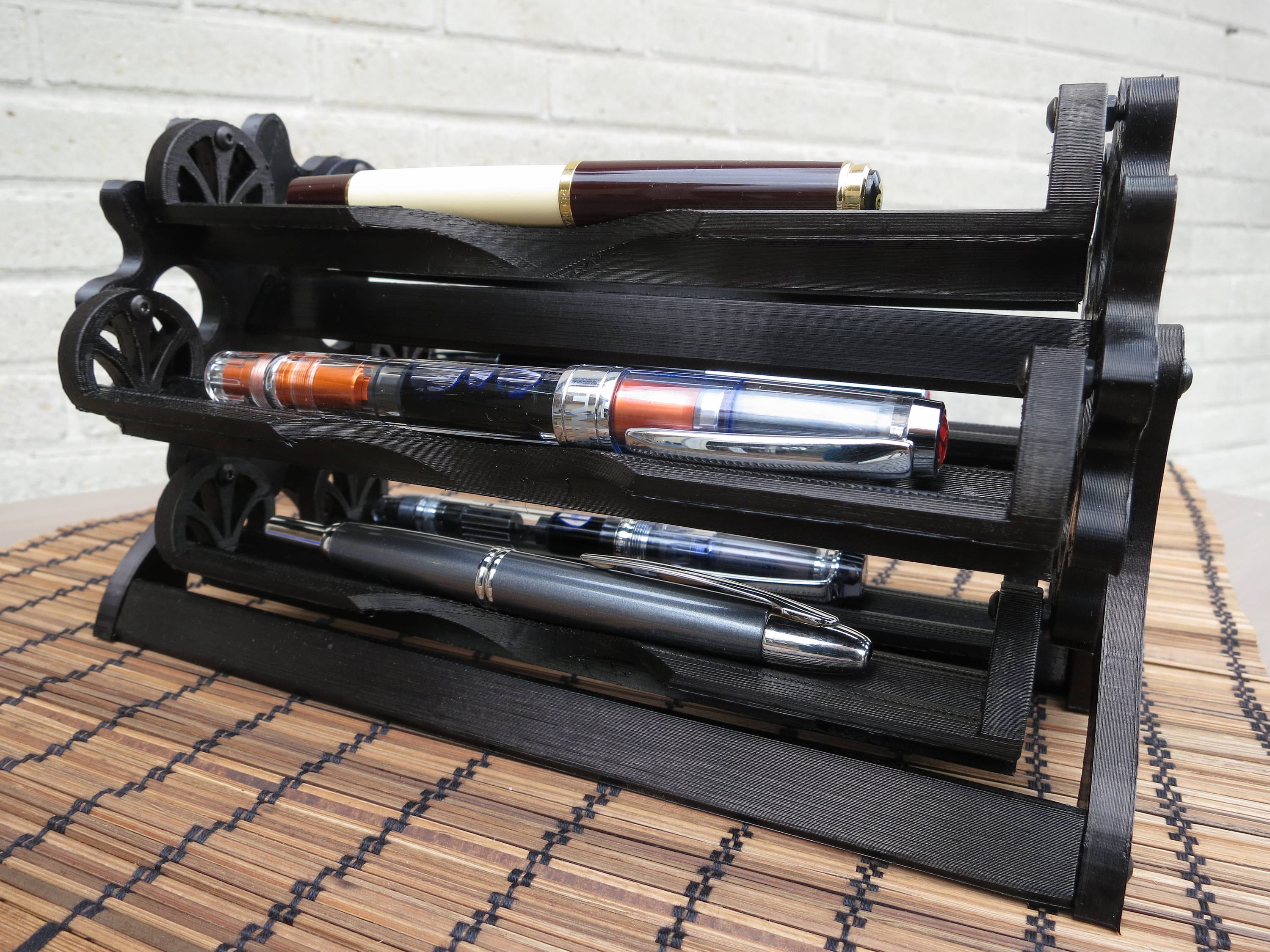 The Fountain Pen Ferris Wheel - Pen Axis - STL Files for 3D Printing ...