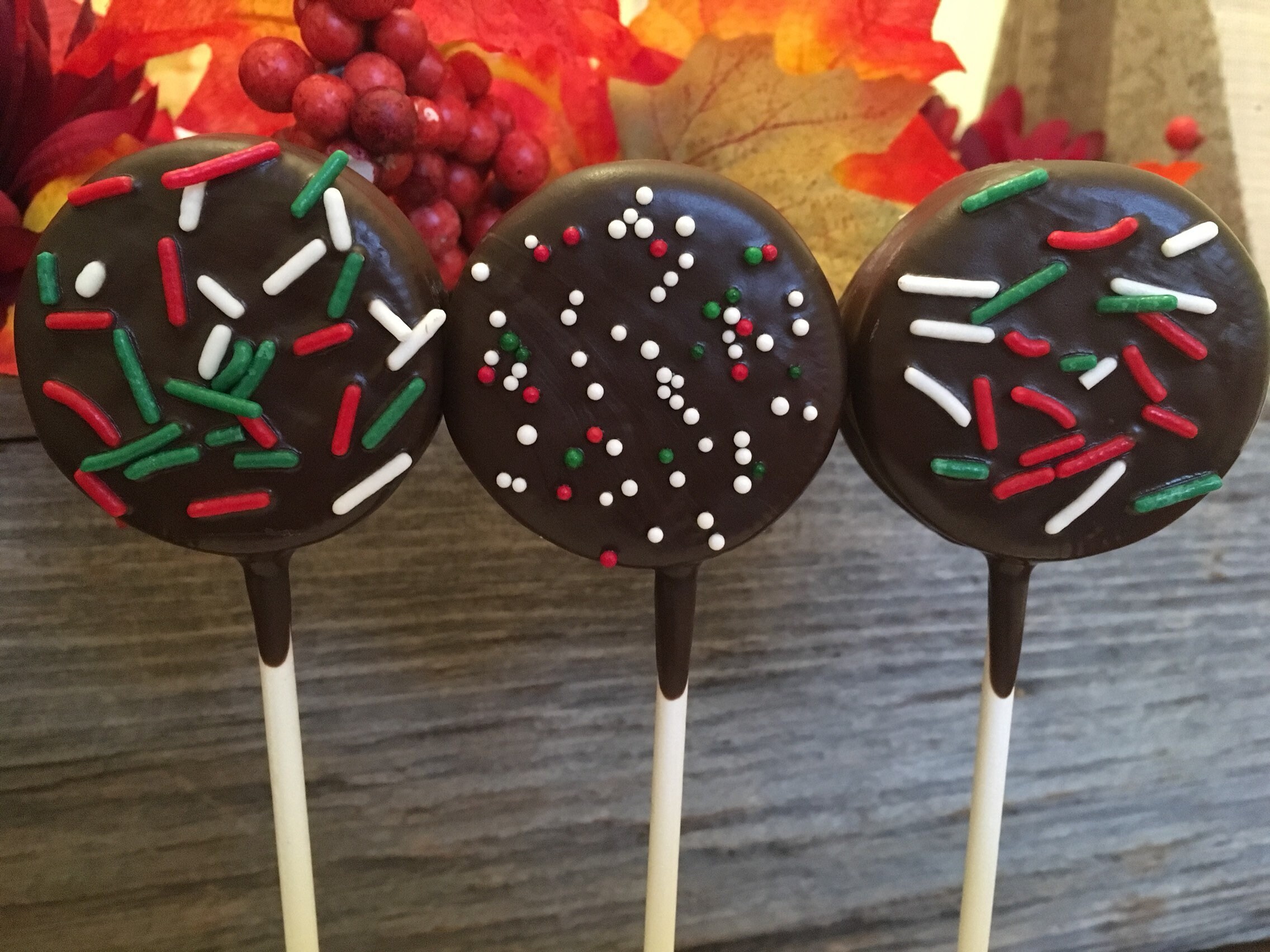 Christmas Chocolate Oreo Pops 1 Dozen - Etsy