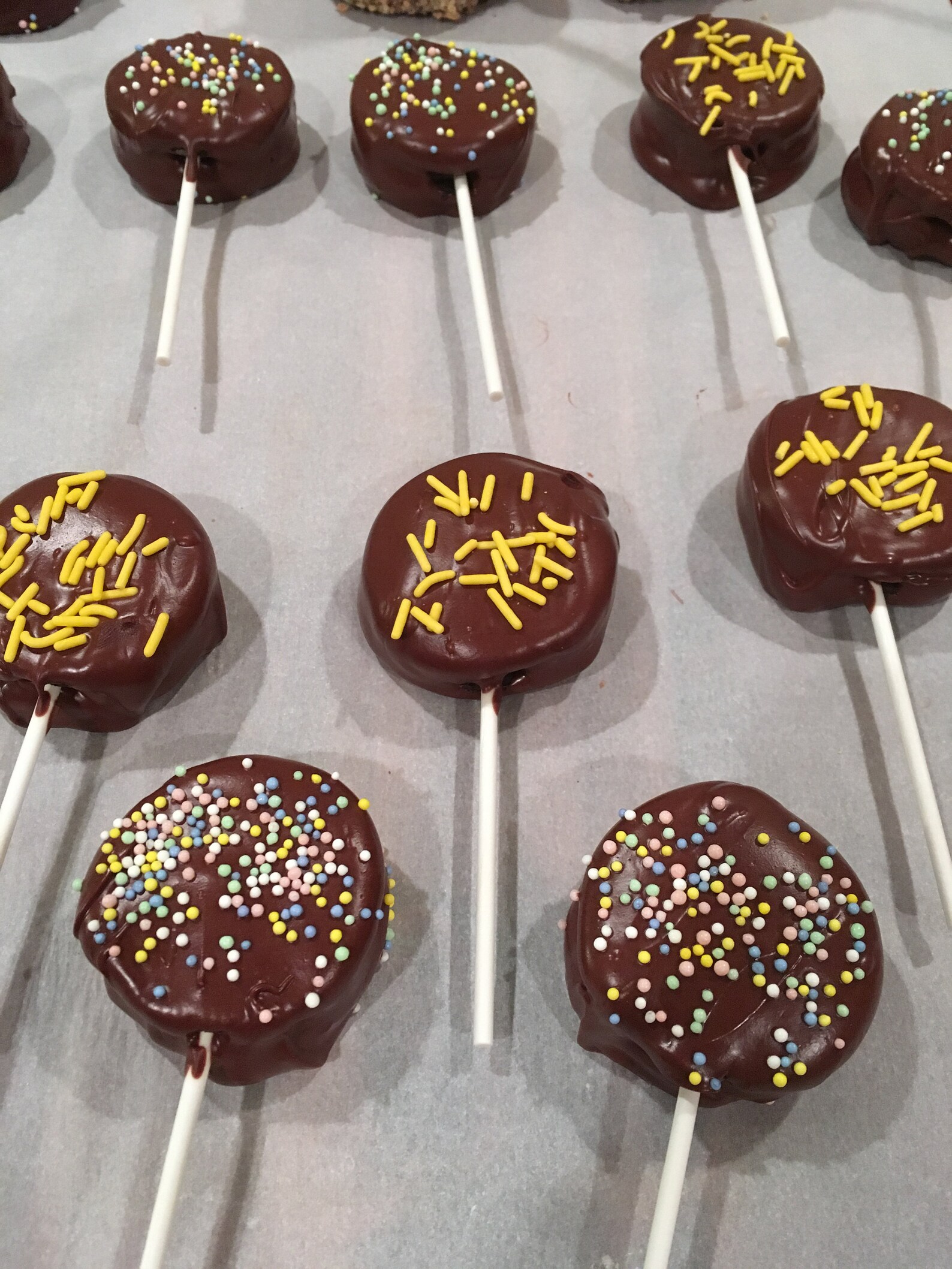 Chocolate Oreo Pops Chocolate Covered Oreo Pops Graduation Party Favors ...