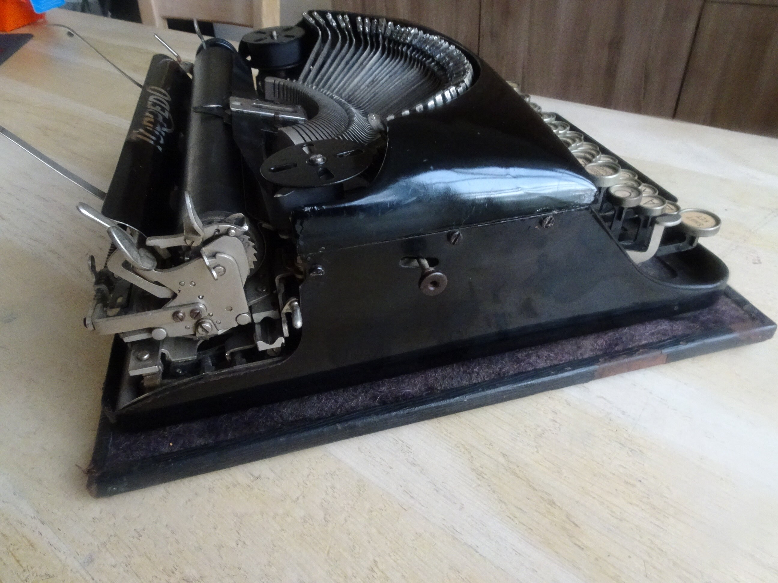 Torpedo 12 Typewriter in Suitcase From 1928 - Etsy