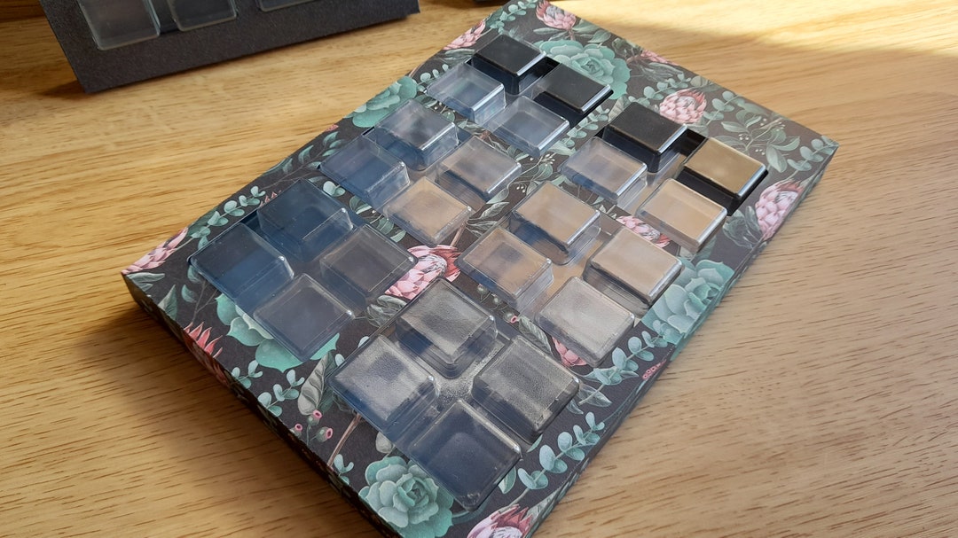 SVG File to Cut a Box to Enclose the Craftastik 6 X 4-cell Clamshell ...