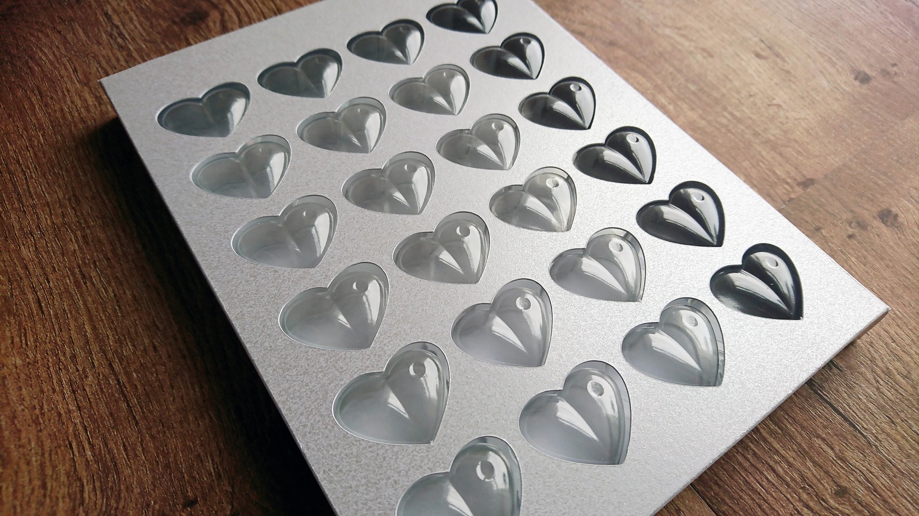 Craftastik 24-heart Clamshell Tuck-in Box SVG Cricut SVG - Etsy