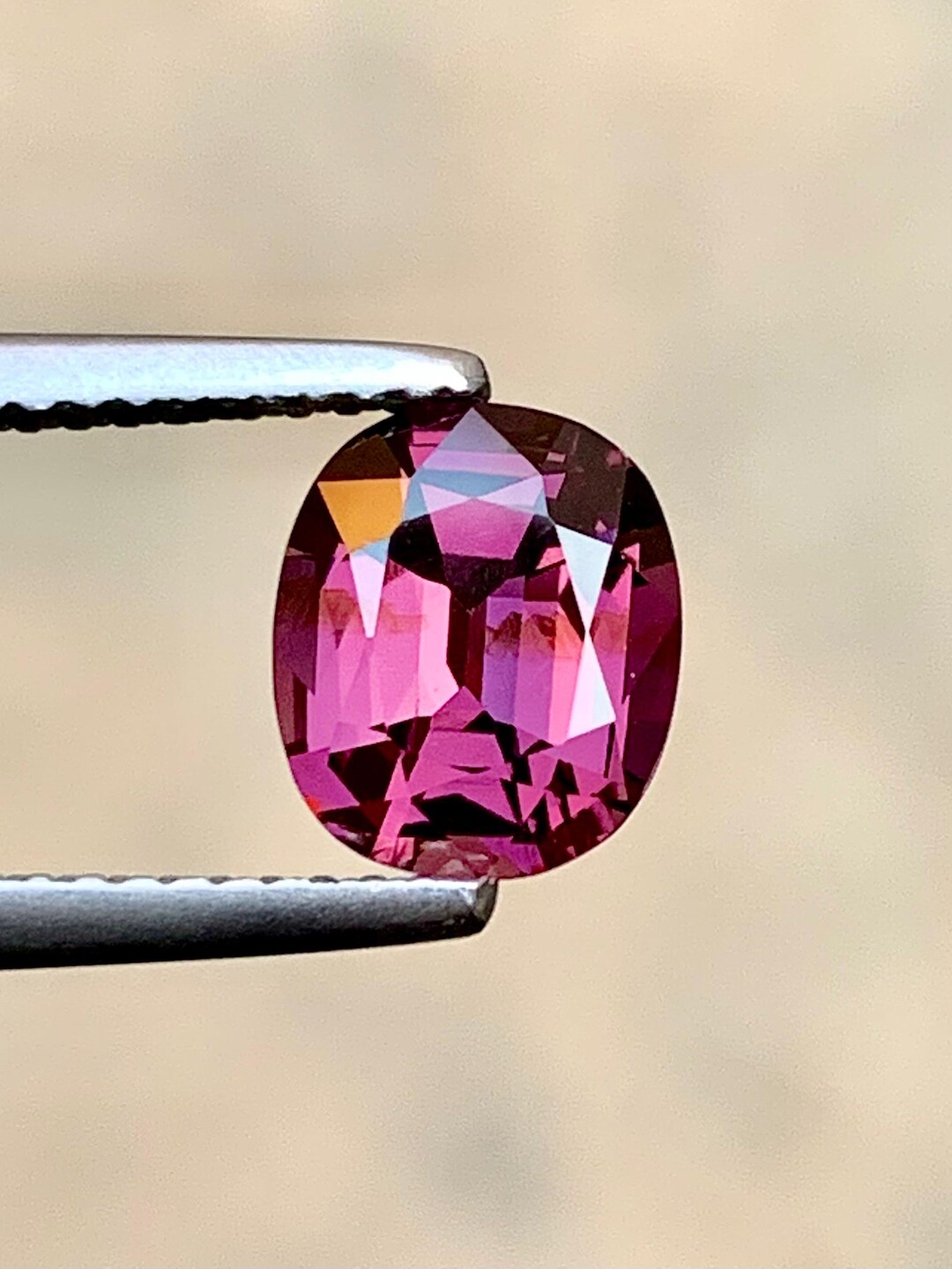 1.85 Ct Hot Pink Spinel : Brilliant Oval Cut Gemstone. Untreated - Etsy