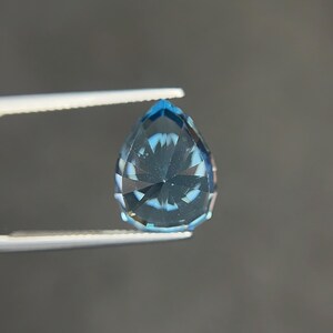 BLUE TOPAZ 11 Ct Perfect Drop Shape Beautiful Natural Swiss Blue Topaz ...