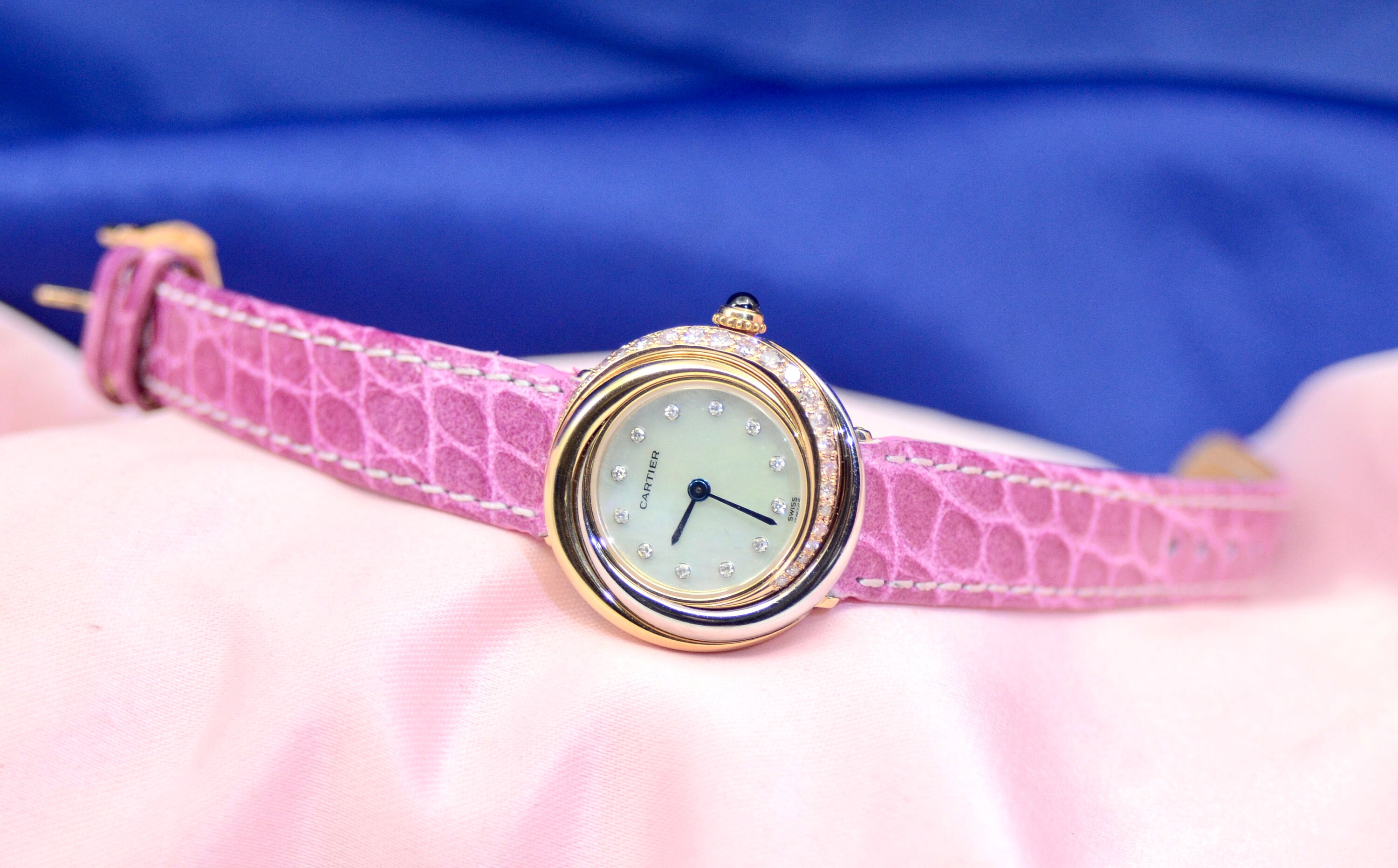 Must De Cartier Trinity Watch in 18K Yellow Gold With Pink Diamonds Ref ...