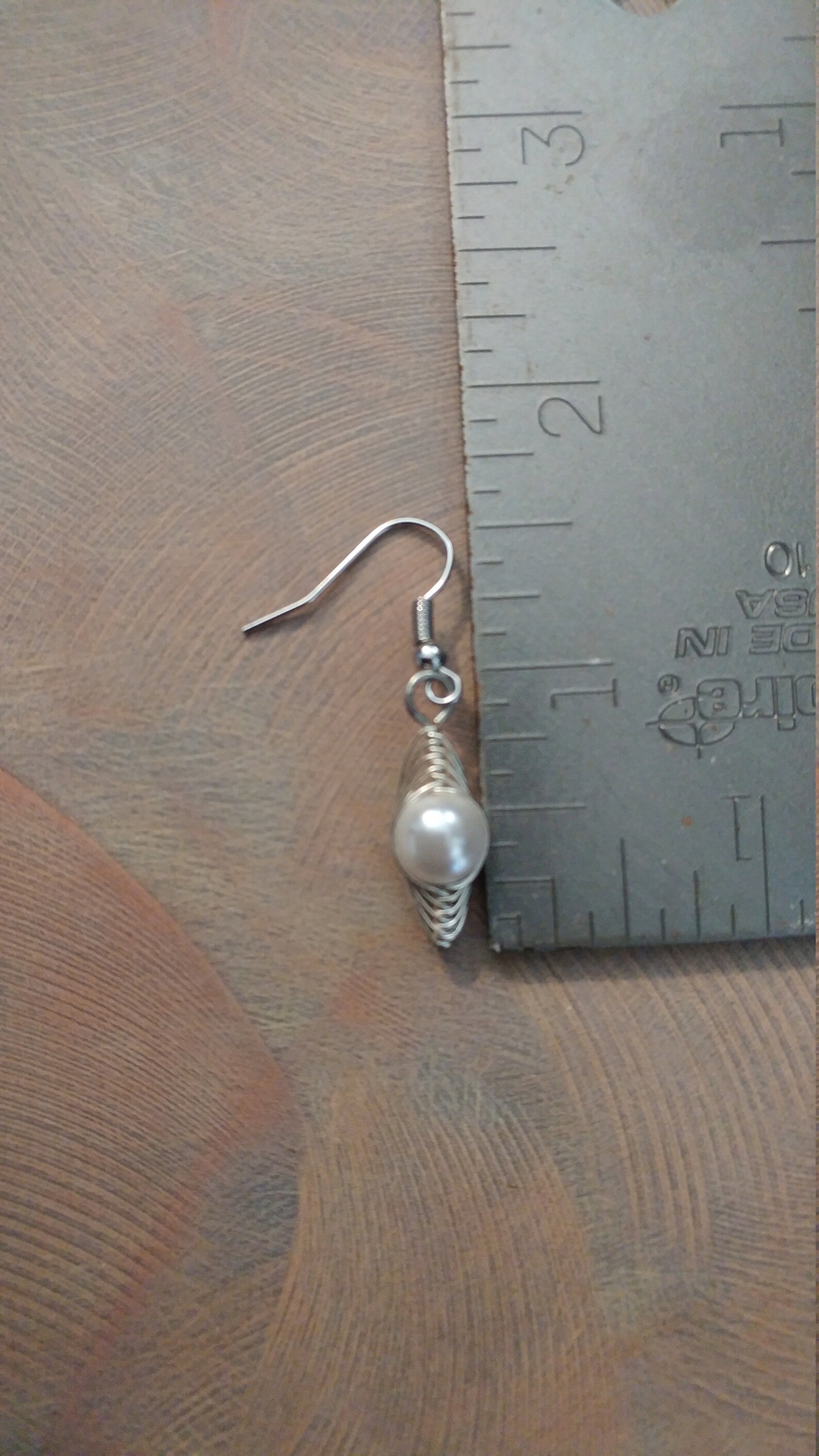 White Pearl Glass Herringbone Wire Wrapped Earrings - Etsy