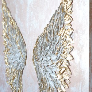 Texture Gold Leaves Wings Artwork , Wings Painting for Interior ...