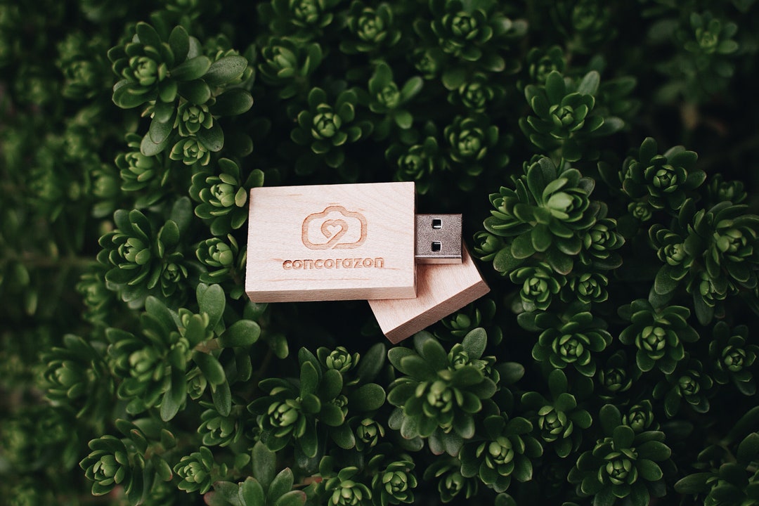 10 Custom Wooden Pen Drives 3.0 Engraved in Ink or Laser | 10 Walnut ...