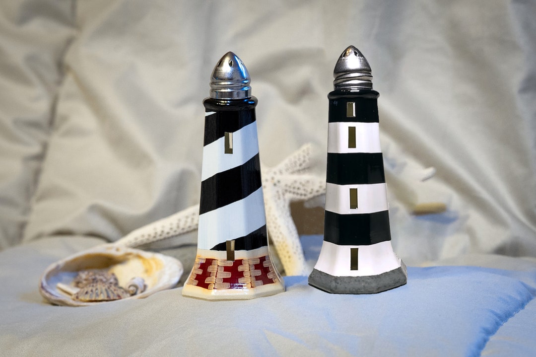 North Carolina Lighthouse Salt and Pepper Shakers - Cape Hatteras/bodie ...