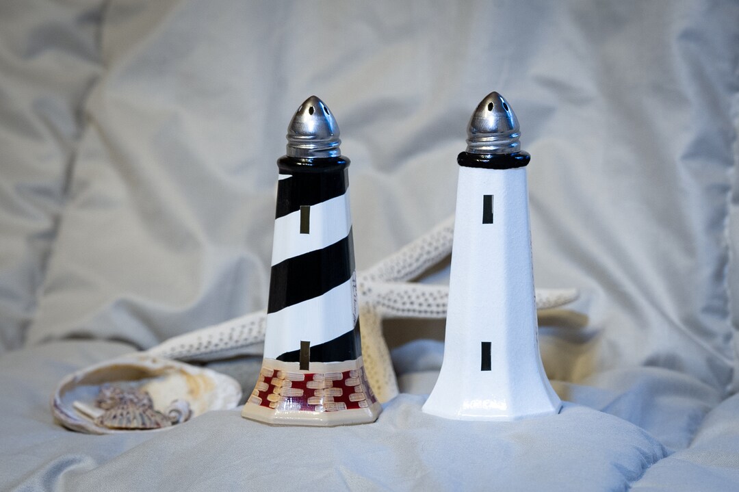 North Carolina Lighthouse Salt and Pepper Shakers Cape Hatteras ...