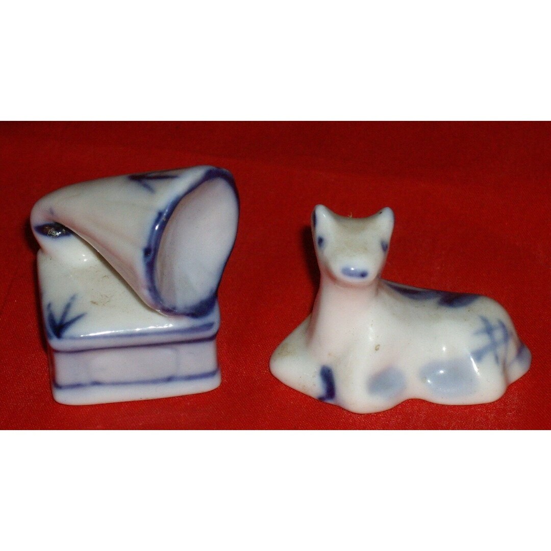 2 Delft Blue Miniature Figurines Phonograph Cat - Etsy