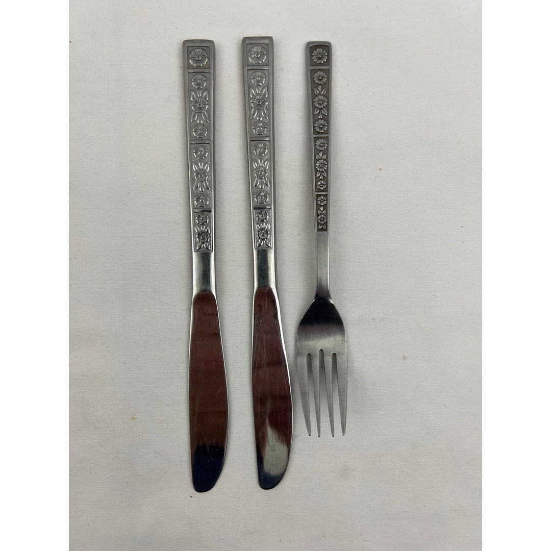 Imperial Serta Hull Canpus Queen Knife & Fork Flatware Floral Pattern ...
