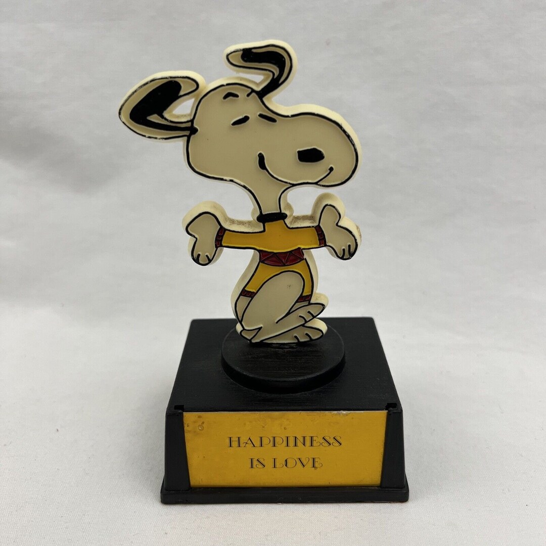 1958 Aviva Dancing Snoopy Peanuts Trophy Award Happiness is Love Hong Kong - Etsy