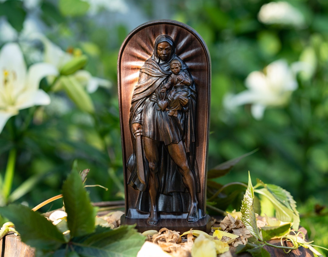 Ezili Dantor Statue: Carved Ash Wood, Haitian Vodou Altar, 9 Inch - Etsy