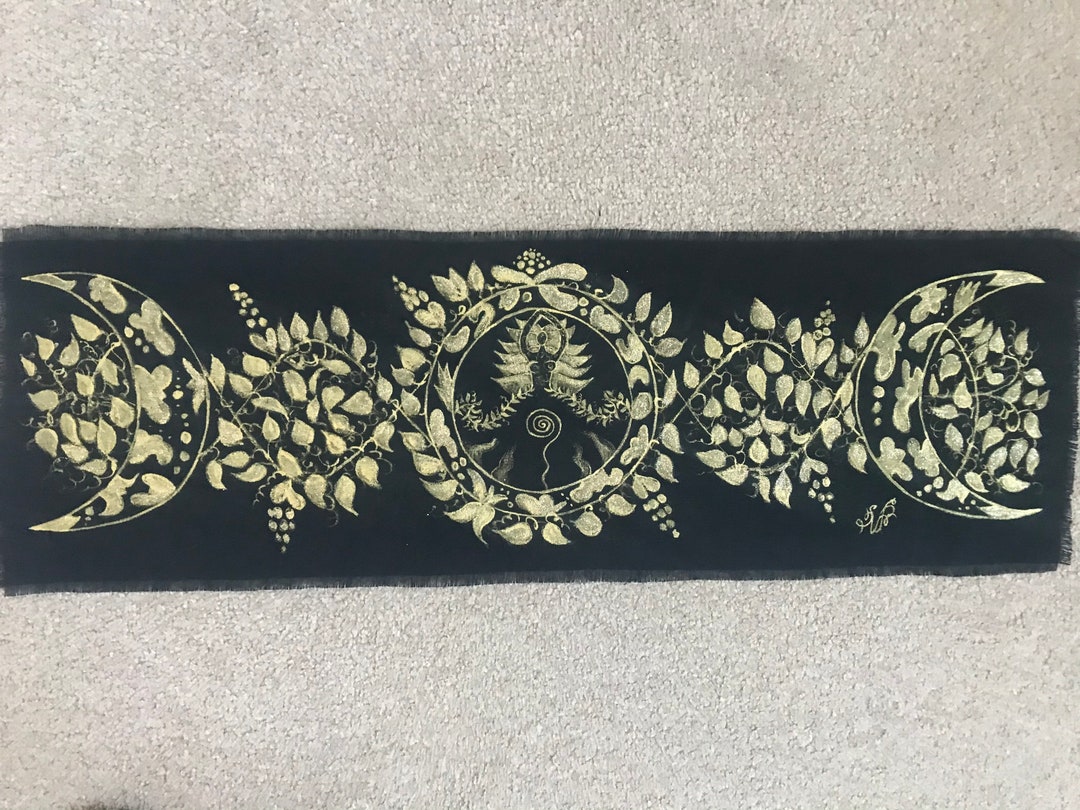 Gold & Silver Triple Moon Altar Runner | Goddess Decor | Tarot Cloth - Etsy