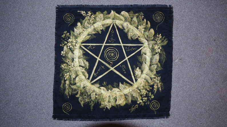 Altar Cloth Pentacle, Tarot Cloth, Runic Cloth,gift for Witch,ritual ...