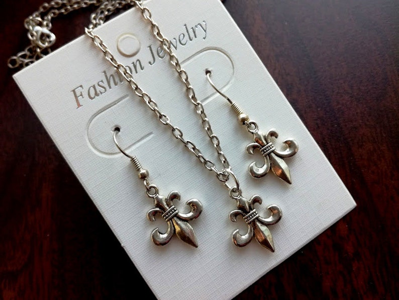 Misa Amane necklace Misa Amane earrings Death note jewelry | Etsy