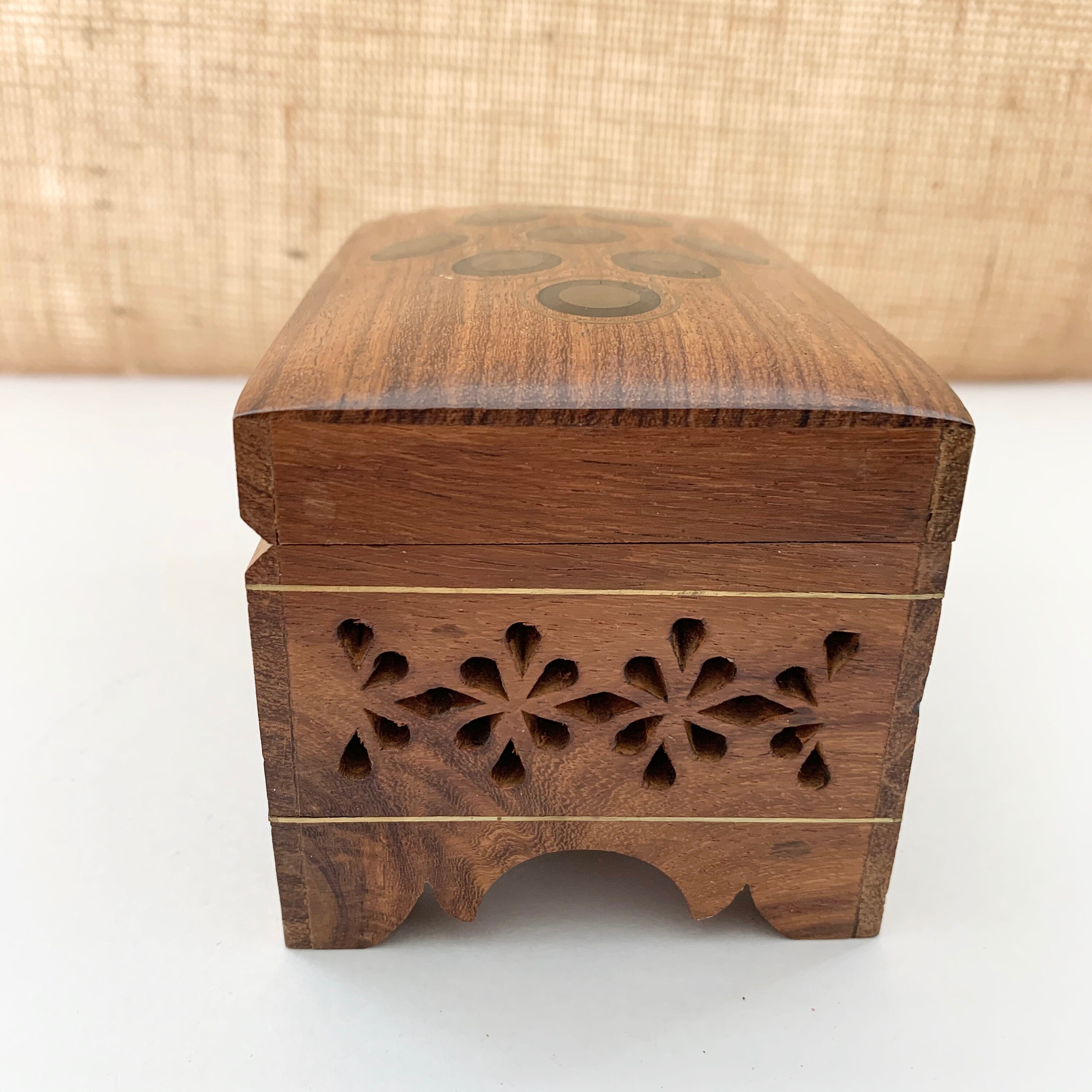 Small Wood Carved Box With Metal Inlay and Latch Unisex | Etsy