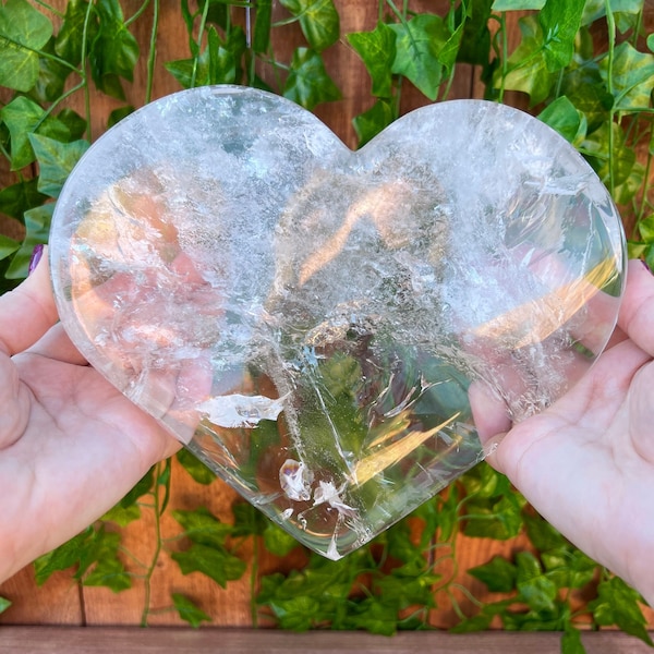 Large Crystal Heart Stand - Etsy