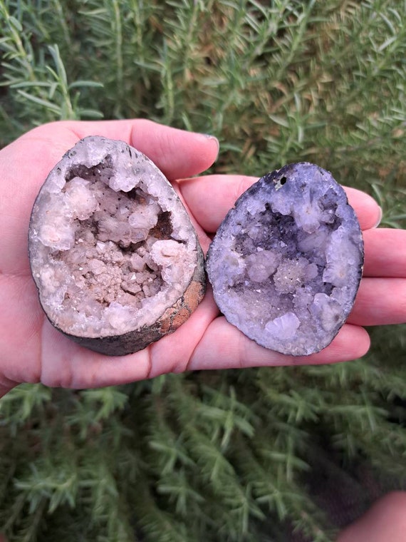 3.35 Oz. Geode Cut in Half. Geode Pair. Polished Geode With - Etsy