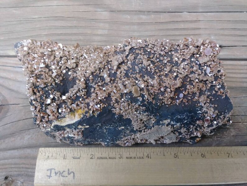 Large Tan Vanadinite Crystals On Dark Matrix. 3 Lbs | Etsy