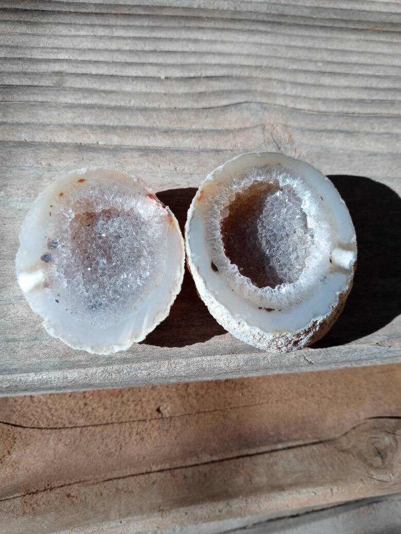 2.63 oz. Geode cut in half. Geode pair. Polished Geode with | Etsy